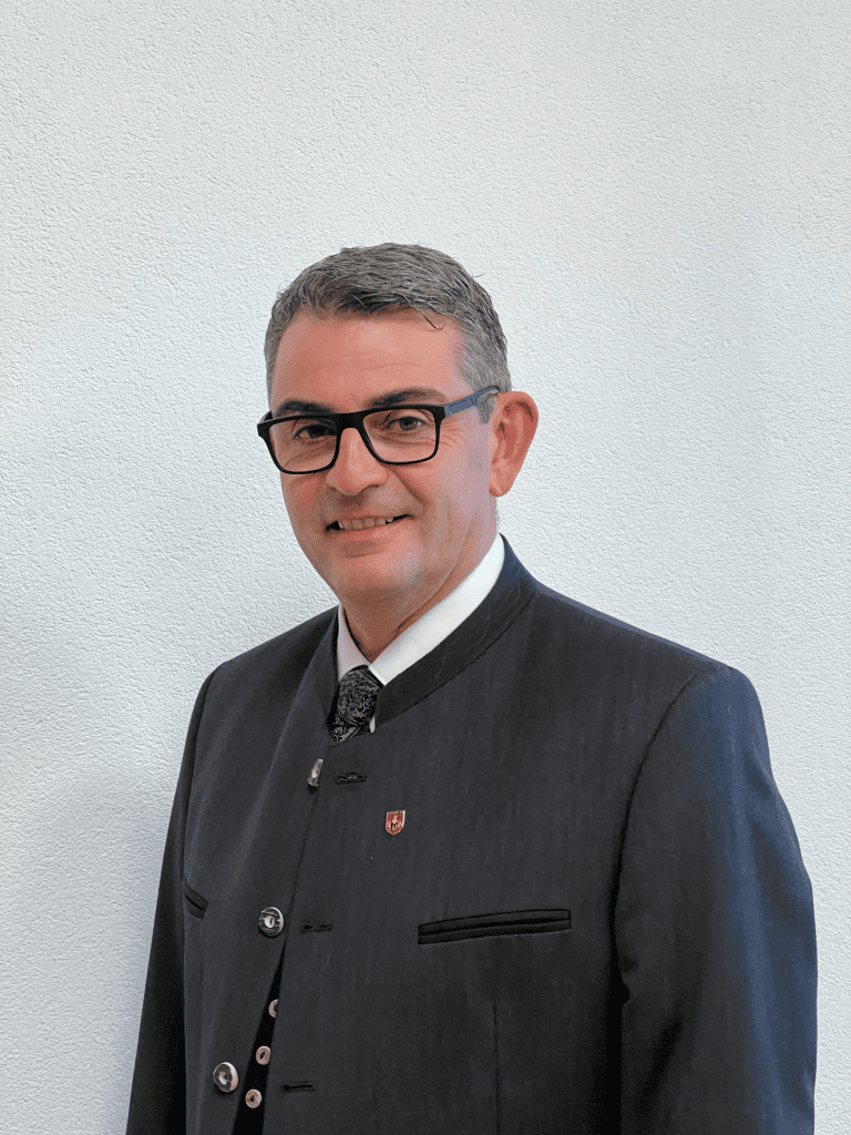 St-Veit: Bürgermeister Manfred Brugger einstimmig als Spitzenkandidat ...